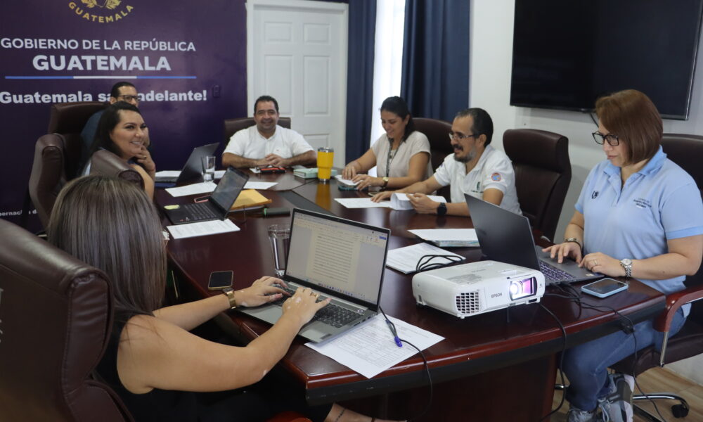 Únete a nuestro equipo en Gobernación Departamental de Petén. Aplica ...